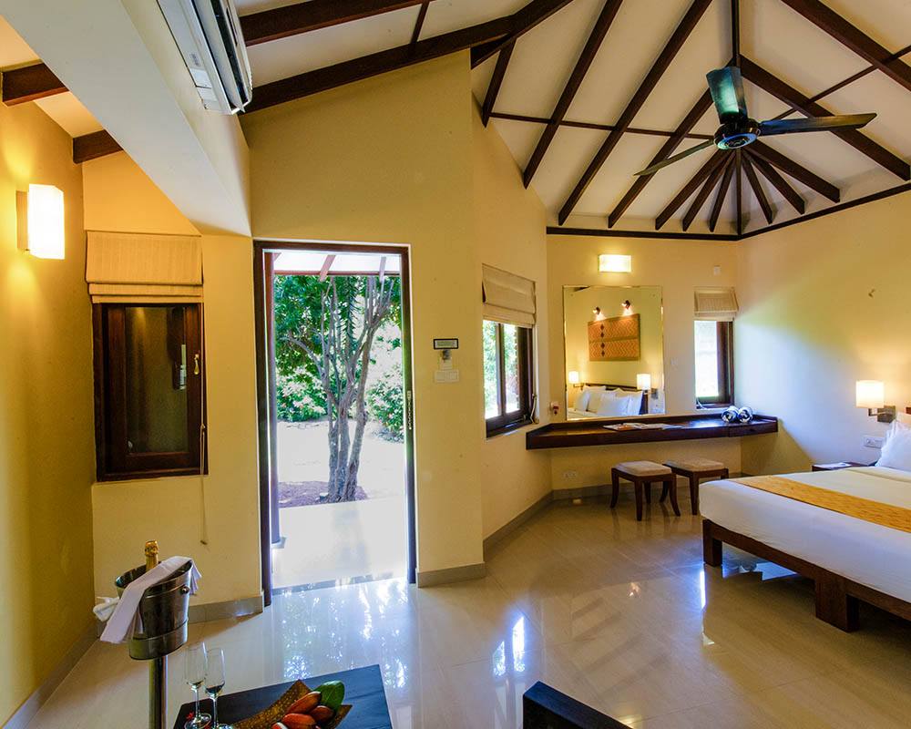 Hotels in Negombo | Club Hotel Dolphin Sri Lanka Official Site
