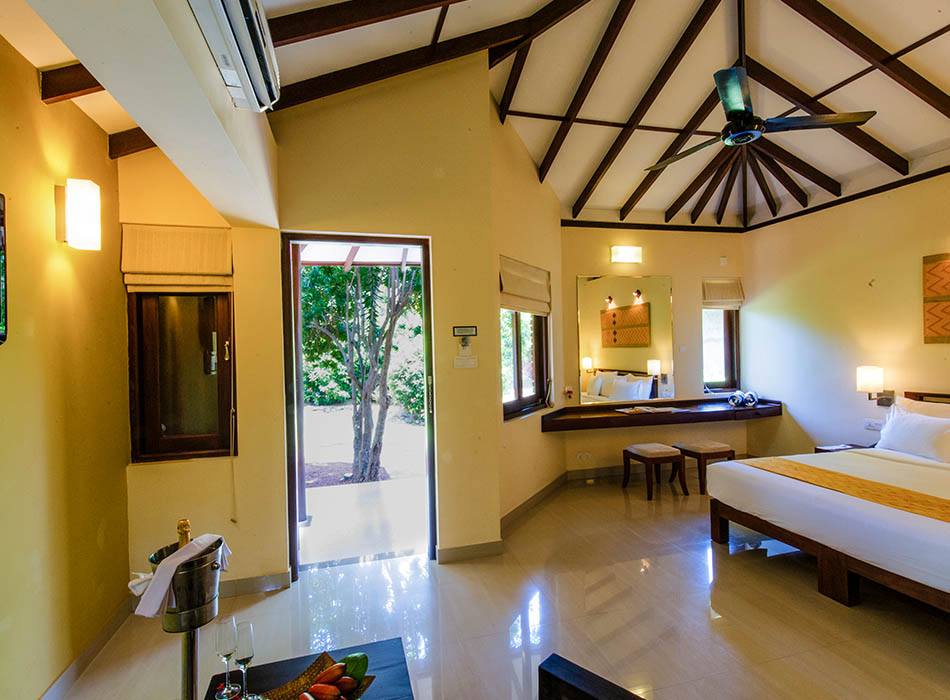 Beach Resorts in Negombo | Club Hotel Dolphin | Sea View Villa