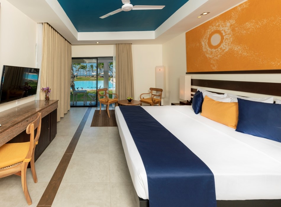 Negombo Beach Hotels | Rooms at Club Hotel Dolphin Sri Lanka