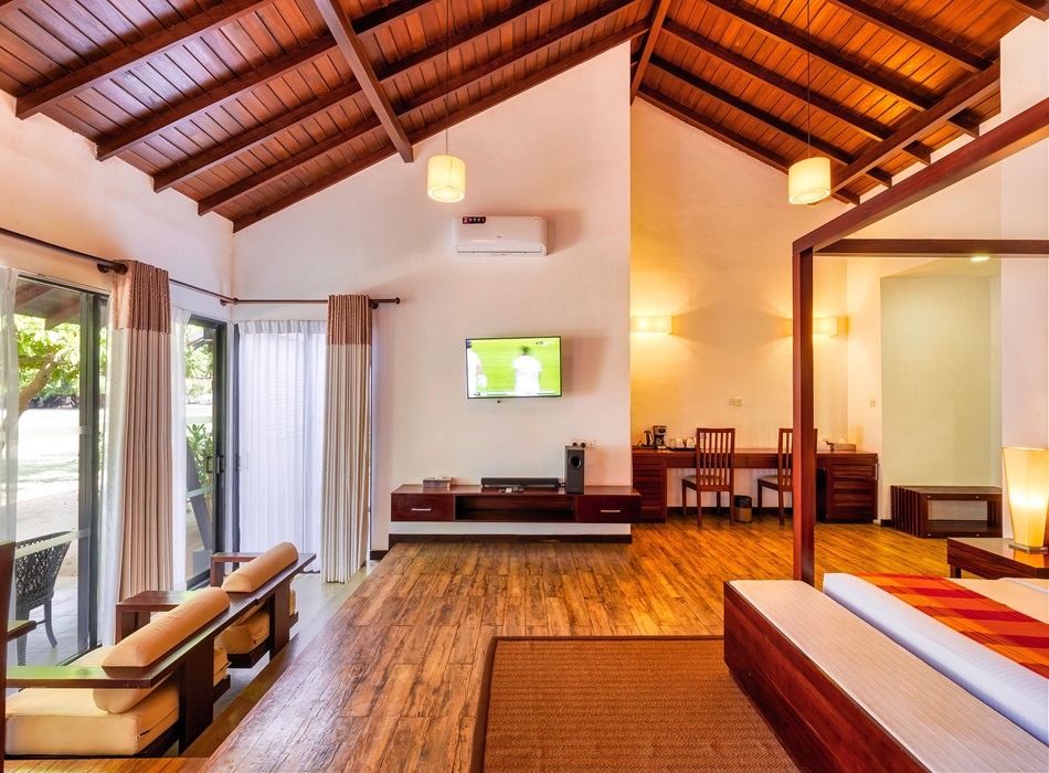 Pasikuda Beach Hotels | Rooms & Suites at The Calm Resort & Spa
