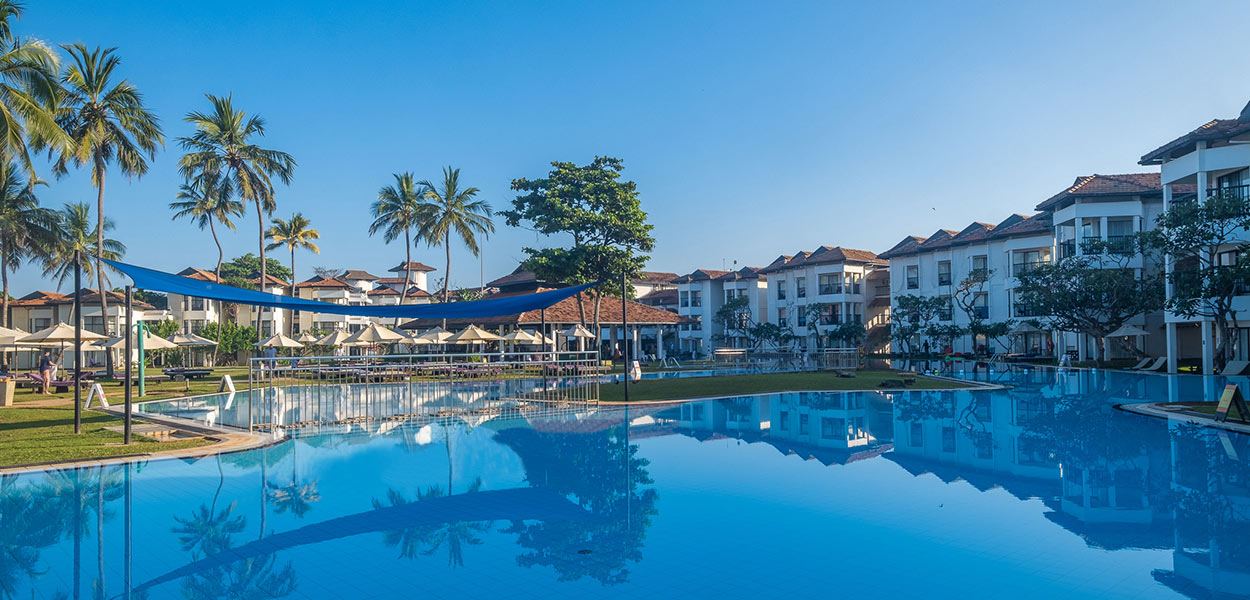 Unwind and Explore: Top Attractions near Club Hotel Dolphin, Negombo ...